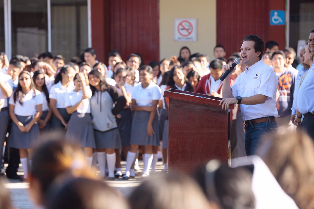 Fortalece Gaudiano valores cívicos en estudiantes del CETIS 70 ...